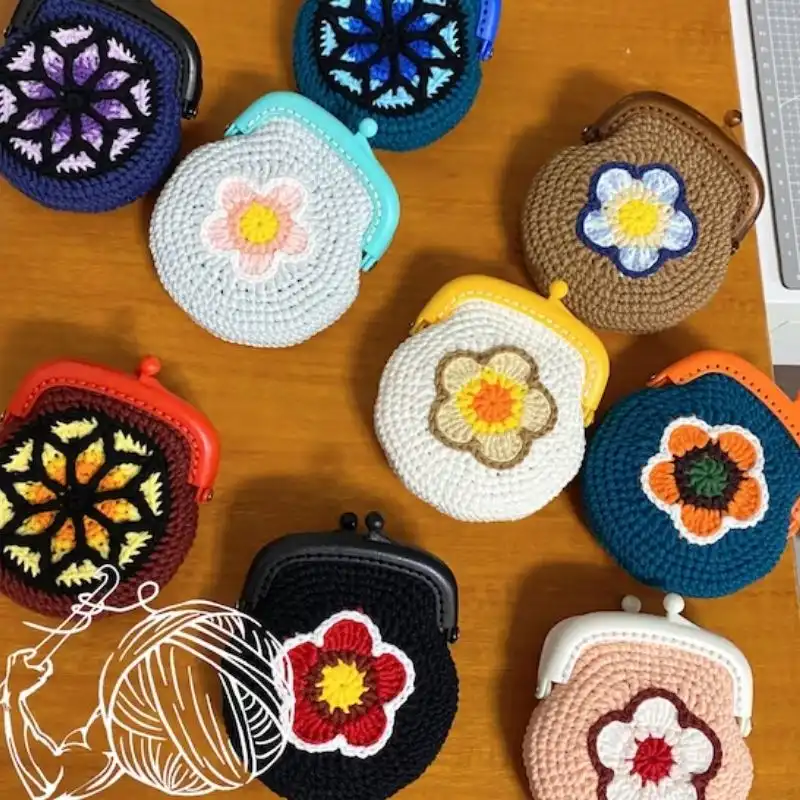 55 Crochet Coin Purse Patterns For Functional Mini Accessories - Craft ...