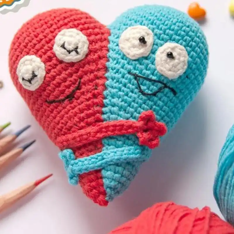 39 Crochet Valentine’s Day Gift Patterns To Show Your Love - Craft & Design